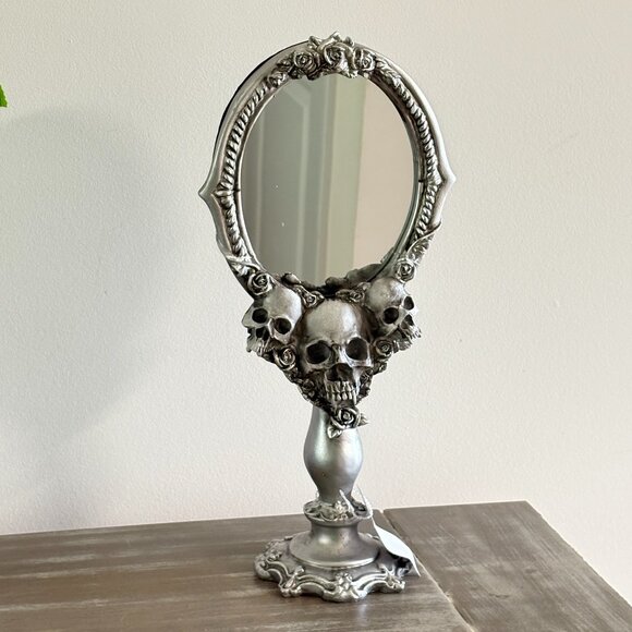 Holiday | Halloween Silver Skull Vintage Gothic Roses Vanity Table Top ...